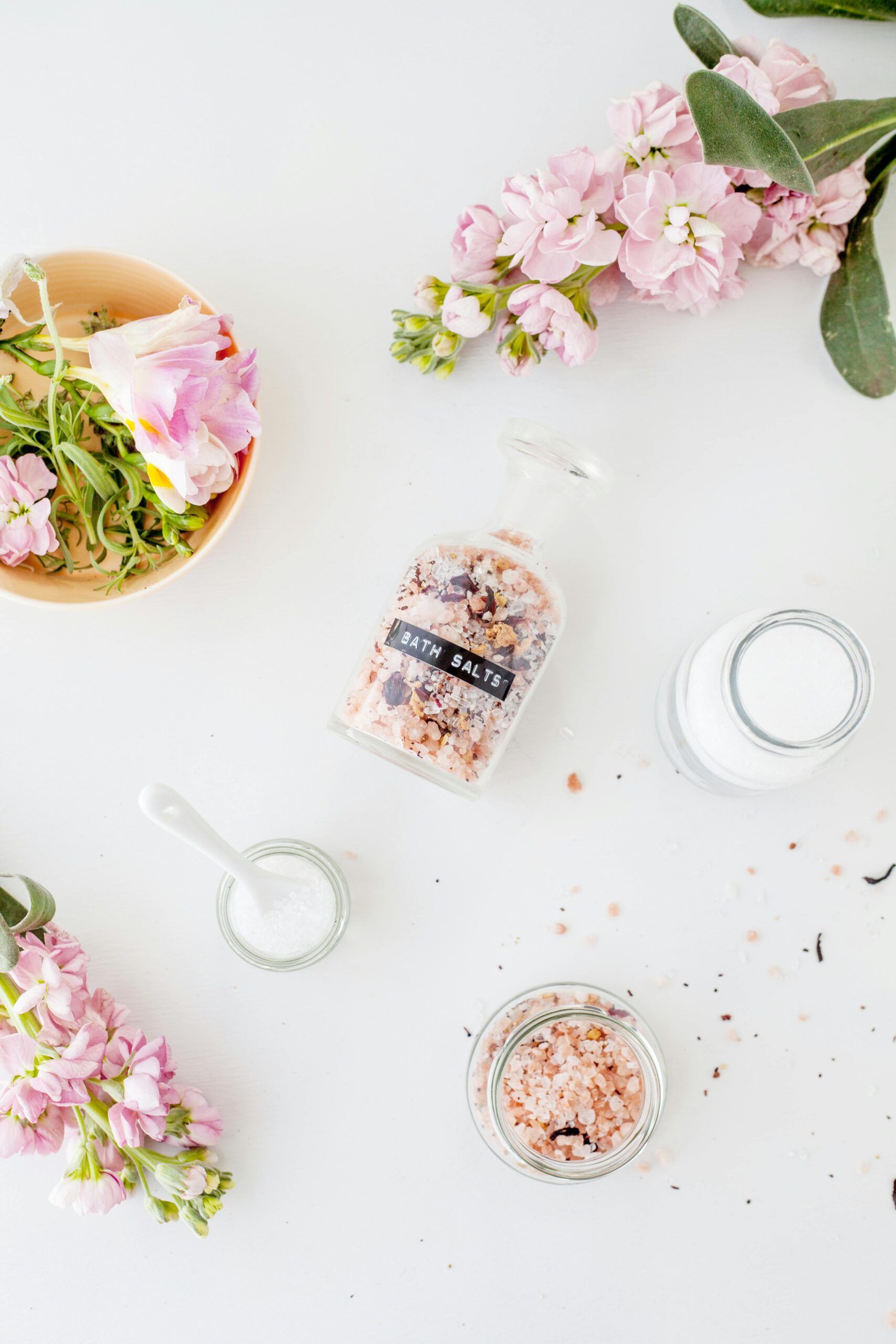 The Ultimate List of Aesthetic Hobbies to Glow Up Your Free Time ...